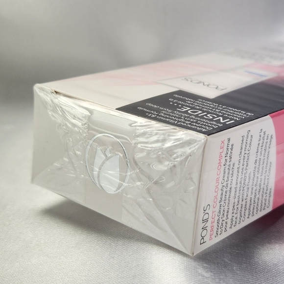 POND'S | Skincare | Ponds Perfect Colour Complex Antimarks | Poshmark
